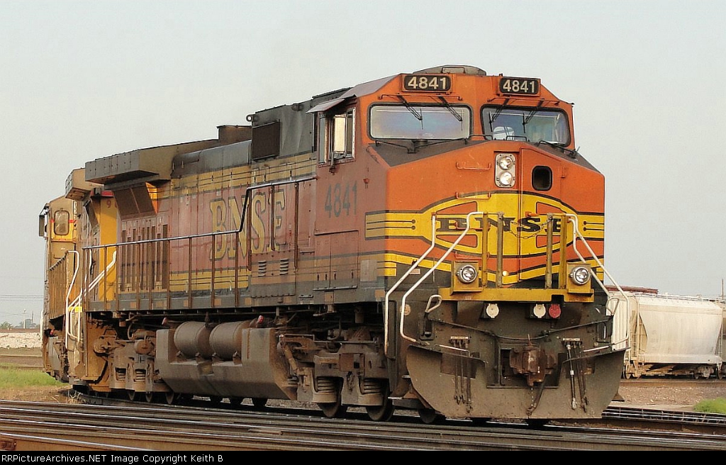 BNSF 4841
